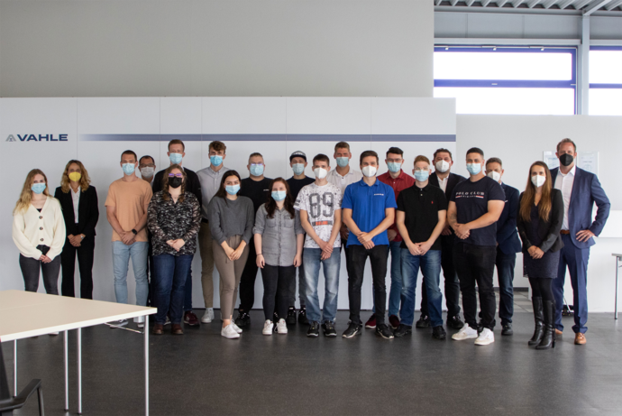 14 apprentices start their careers at VAHLE | News | VAHLE
