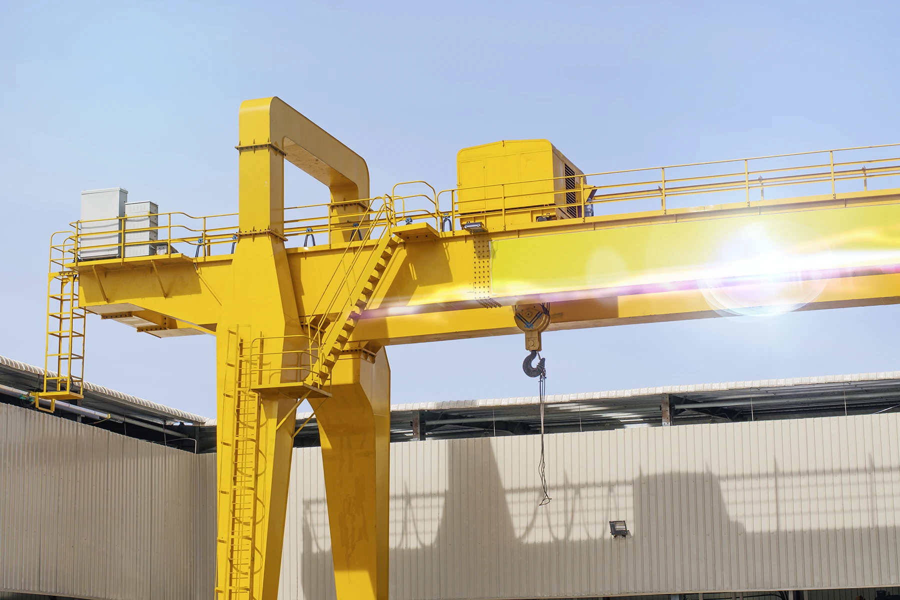 eRTG cranes | Solutions for your application | VAHLE