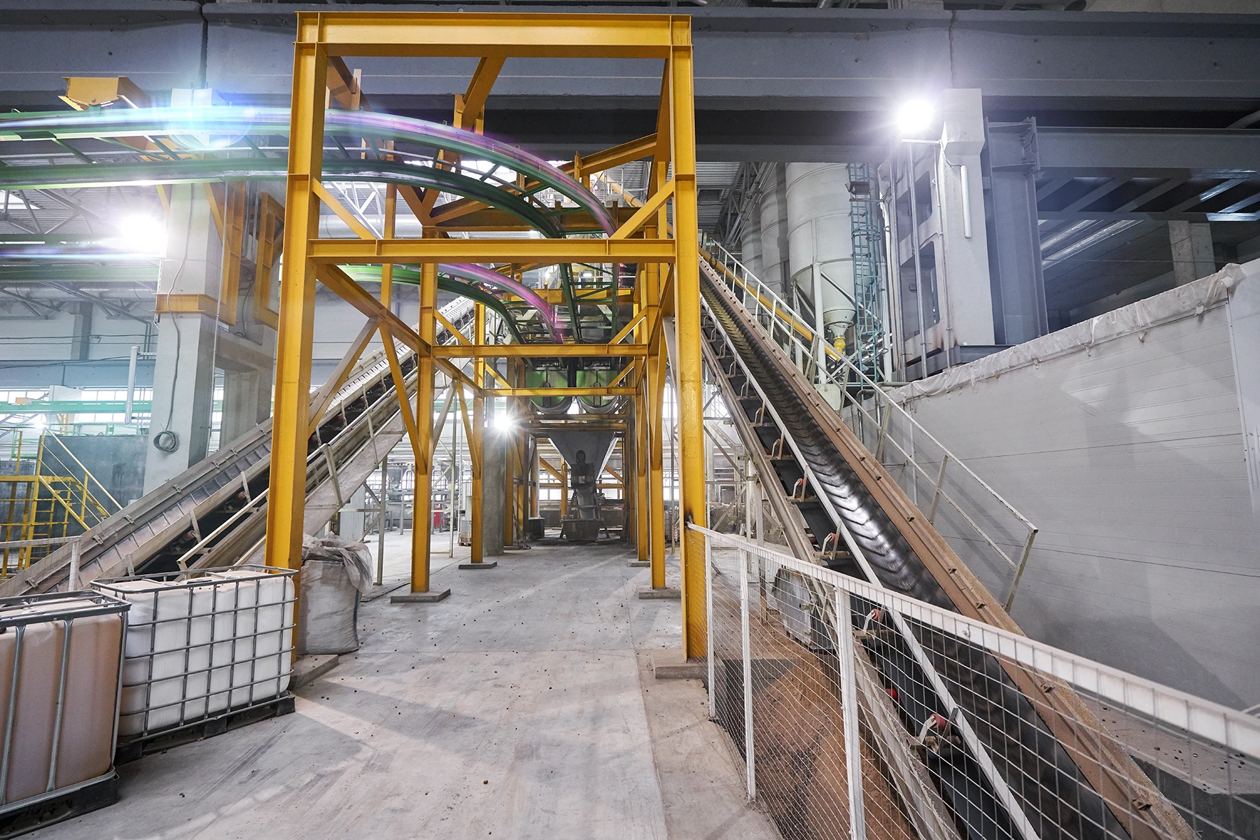 Compact conductor system VKS | Energy transmission | VAHLE